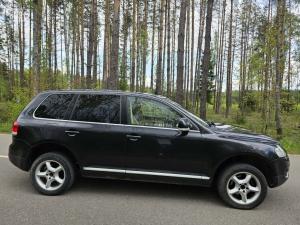 Volkswagen Touareg 2005 Varėna, ar dzinēja tilpumu 2.50 L un nobraukumu 398 tūkst. km par 2450 €, foto 4 vietnē AUTOMOTO.COM.LV