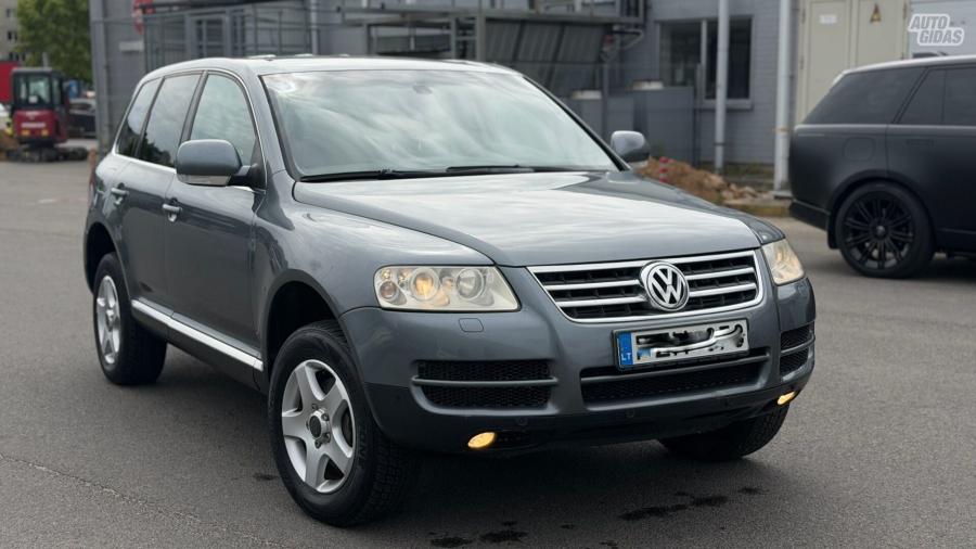 Volkswagen Touareg 2005 in Vilnius, with an engine capacity of 3.00 L and mileage of 279 thousand km for 3350 €, photo 1 on AUTOMOTO.COM.LV