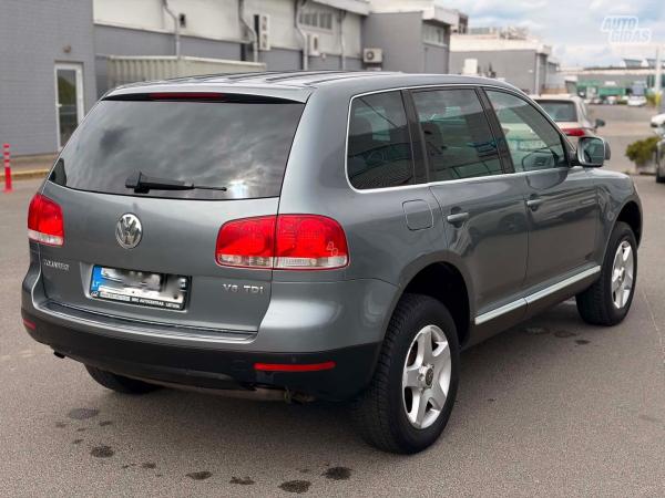 Volkswagen Touareg 2005 Viļņa, ar dzinēja tilpumu 3.00 L un nobraukumu 279 tūkst. km par 3350 €, foto 6 vietnē AUTOMOTO.COM.LV