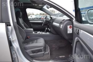 Volkswagen Touareg 2005 Rīga, ar dzinēja tilpumu 6.00 L un nobraukumu 131 tūkst. km par 19900 €, foto 13 vietnē AUTOMOTO.COM.LV
