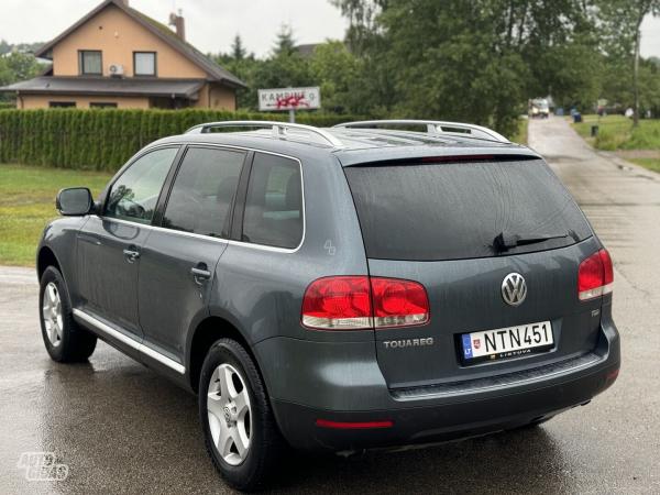 Volkswagen Touareg 2005 in Vilnius, with an engine capacity of 2.50 L and mileage of 313 thousand km for 2600 €, photo 4 on AUTOMOTO.COM.LV