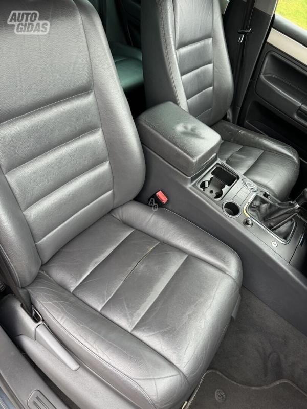Volkswagen Touareg 2005 in Vilnius, with an engine capacity of 2.50 L and mileage of 313 thousand km for 2600 €, photo 9 on AUTOMOTO.COM.LV