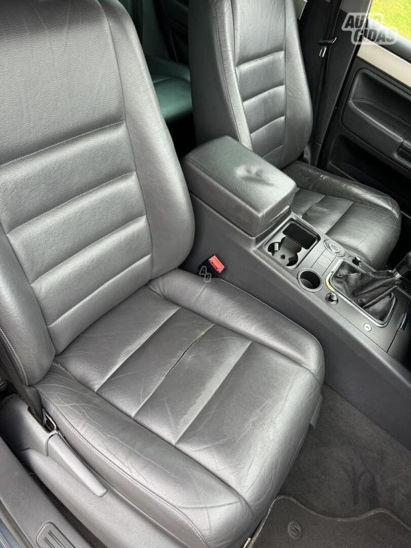 Volkswagen Touareg 2005 in Vilnius, with an engine capacity of 2.50 L and mileage of 313 thousand km for 2599 €, photo 9 on AUTOMOTO.COM.LV