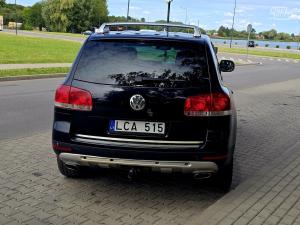 Volkswagen Touareg 2005 in Siauliai, with an engine capacity of 3.00 L and mileage of 330 thousand km for 2600 €, photo 5 on AUTOMOTO.COM.LV