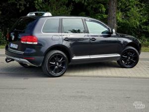 Volkswagen Touareg 2005 in Siauliai, with an engine capacity of 3.00 L and mileage of 330 thousand km for 2600 €, photo 9 on AUTOMOTO.COM.LV