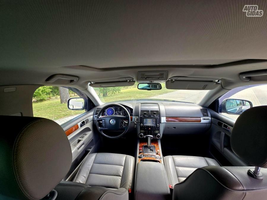 Volkswagen Touareg 2005 in Siauliai, with an engine capacity of 3.00 L and mileage of 330 thousand km for 2600 €, photo 12 on AUTOMOTO.COM.LV