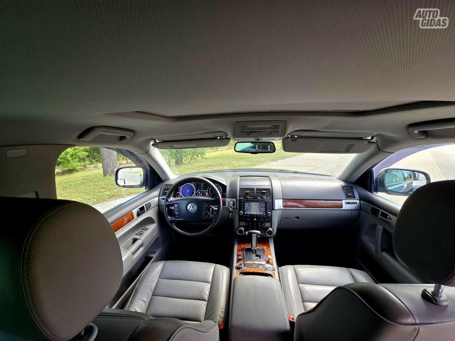 Volkswagen Touareg 2005 in Siauliai, with an engine capacity of 3.00 L and mileage of 330 thousand km for 2200 €, photo 12 on AUTOMOTO.COM.LV