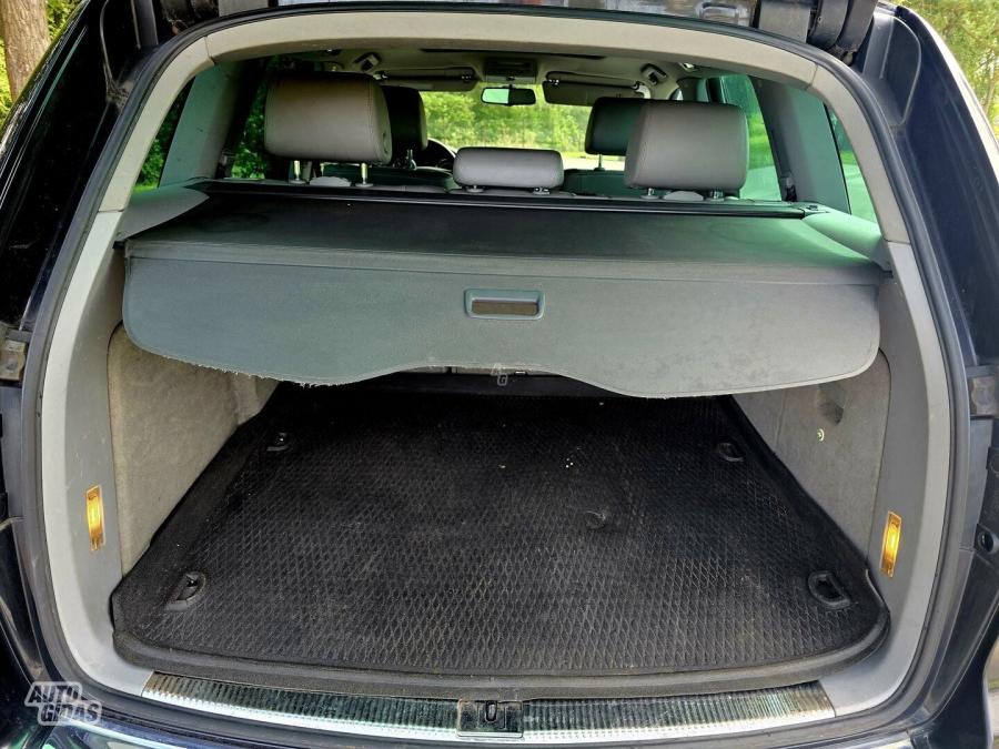 Volkswagen Touareg 2005 in Siauliai, with an engine capacity of 3.00 L and mileage of 330 thousand km for 2200 €, photo 13 on AUTOMOTO.COM.LV