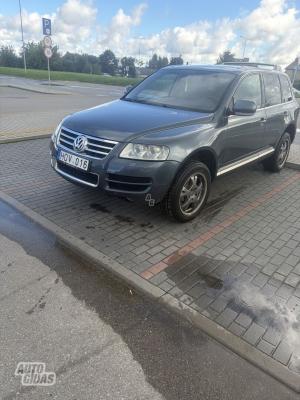 Volkswagen Touareg 2005 Kretinga, ar dzinēja tilpumu 3.20 L un nobraukumu 378 tūkst. km par 3600 €, foto  vietnē AUTOMOTO.COM.LV