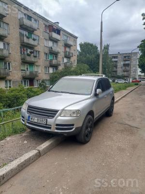 Volkswagen Touareg 2006 in Daugavpils, with an engine capacity of 2.50 L and mileage of 273 thousand km for 1500 €, photo 1 on AUTOMOTO.COM.LV