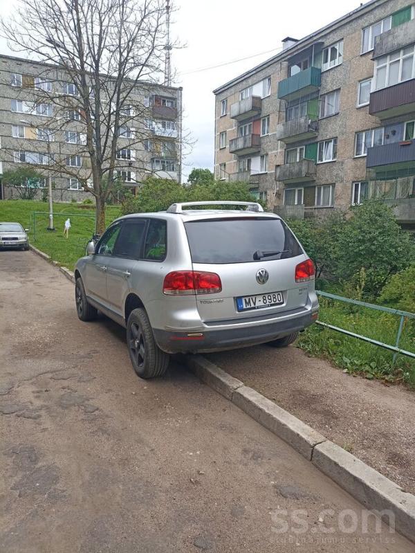 Volkswagen Touareg 2006 in Daugavpils, with an engine capacity of 2.50 L and mileage of 273 thousand km for 1500 €, photo 2 on AUTOMOTO.COM.LV