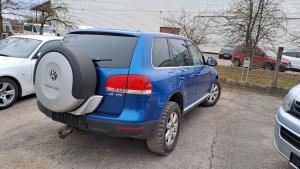 Volkswagen Touareg 2006 in Vilnius, with an engine capacity of 3.00 L and mileage of 256 thousand km for 4500 €, photo 7 on AUTOMOTO.COM.LV