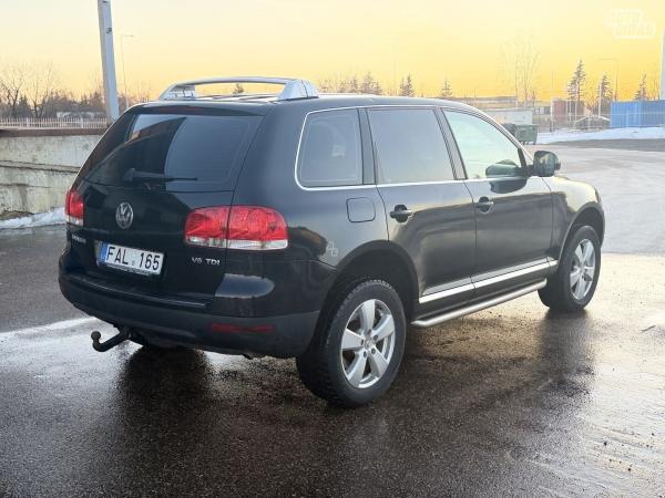 Volkswagen Touareg 2006 in Vilnius, with an engine capacity of 3.00 L and mileage of 337 thousand km for 3000 €, photo 3 on AUTOMOTO.COM.LV