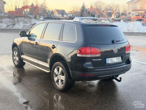 Volkswagen Touareg 2006 in Vilnius, with an engine capacity of 3.00 L and mileage of 337 thousand km for 3000 €, photo 4 on AUTOMOTO.COM.LV