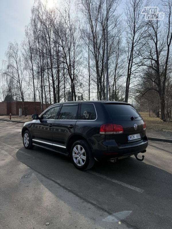 Volkswagen Touareg 2006 in Marijampole, with an engine capacity of 3.00 L and mileage of 285 thousand km for 3000 €, photo 4 on AUTOMOTO.COM.LV