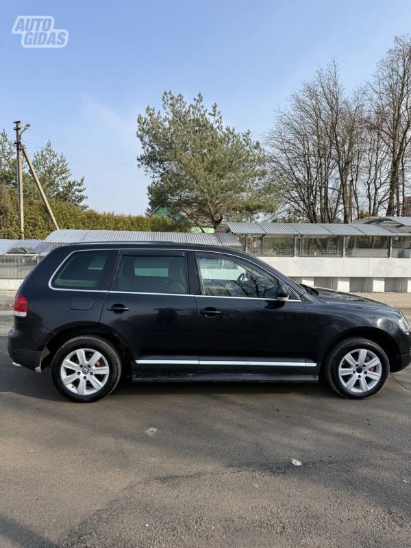 Volkswagen Touareg 2006 in Marijampole, with an engine capacity of 3.00 L and mileage of 285 thousand km for 3000 €, photo 8 on AUTOMOTO.COM.LV