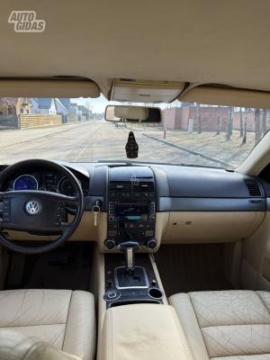 Volkswagen Touareg 2006 Marijampole, ar dzinēja tilpumu 3.00 L un nobraukumu 285 tūkst. km par 3000 €, foto 14 vietnē AUTOMOTO.COM.LV