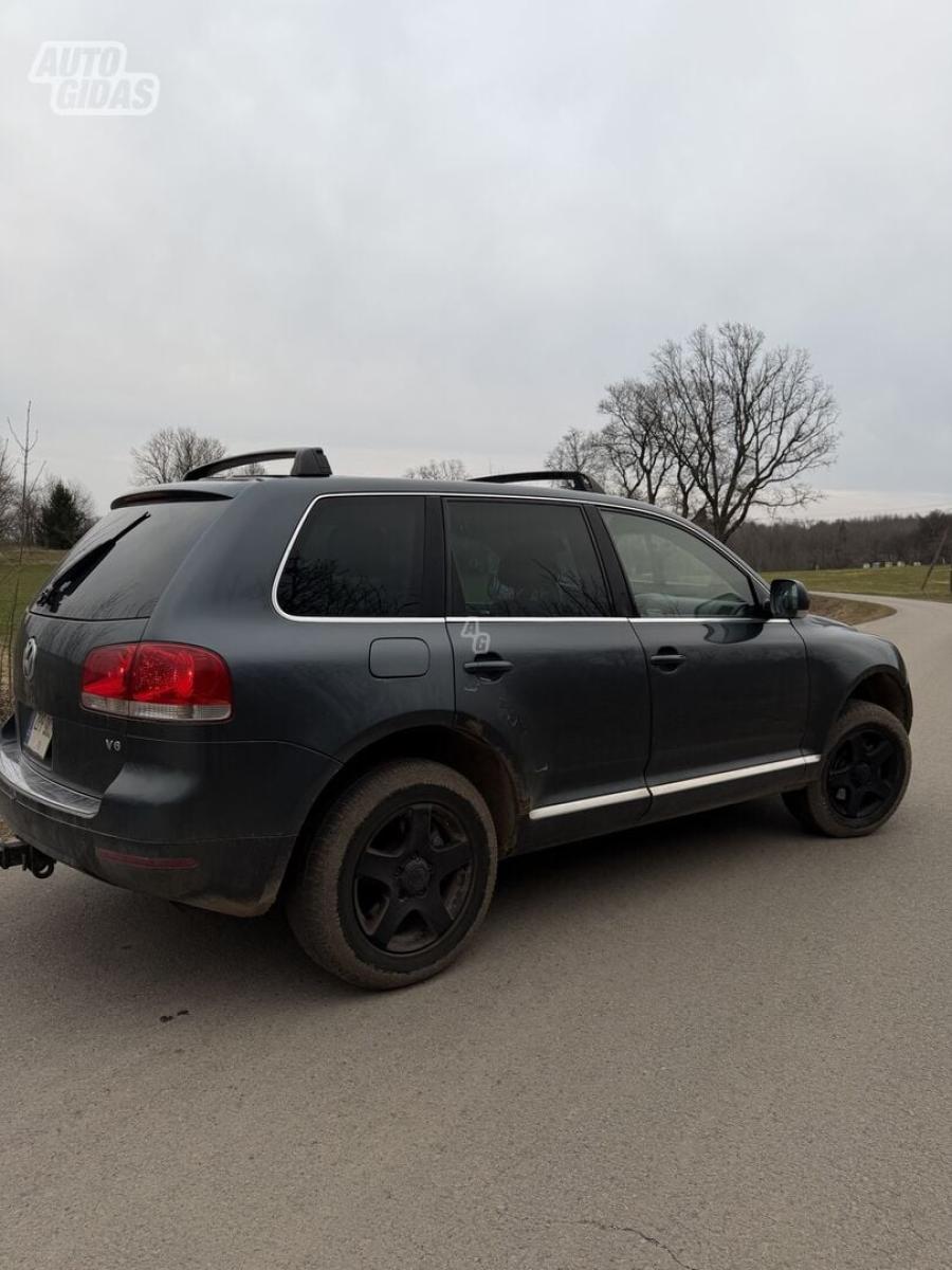 Volkswagen Touareg 2006 Kaišiadorys, ar dzinēja tilpumu 3.20 L un nobraukumu 400 tūkst. km par 2000 €, foto 4 vietnē AUTOMOTO.COM.LV