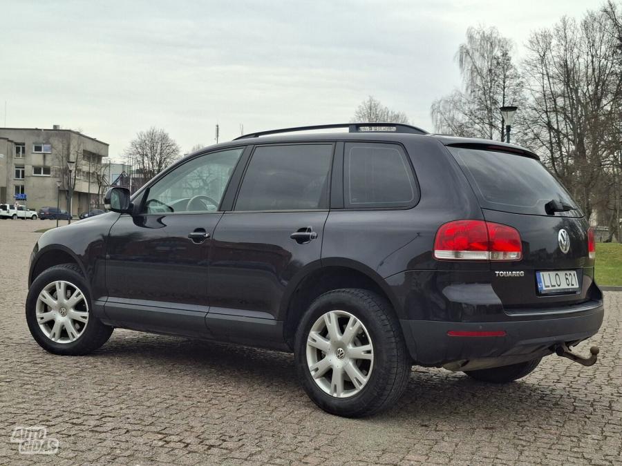 Volkswagen Touareg 2006 Šilutė, ar dzinēja tilpumu 3.00 L un nobraukumu 370 tūkst. km par 3500 €, foto 4 vietnē AUTOMOTO.COM.LV