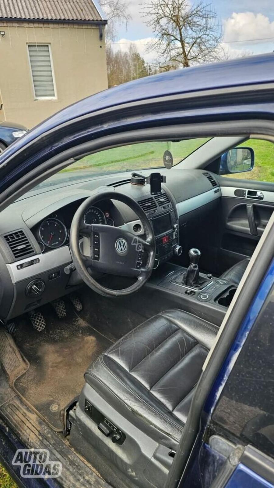Volkswagen Touareg 2006 Kelmė, ar dzinēja tilpumu 2.50 L un nobraukumu 280 tūkst. km par 1250 €, foto 6 vietnē AUTOMOTO.COM.LV