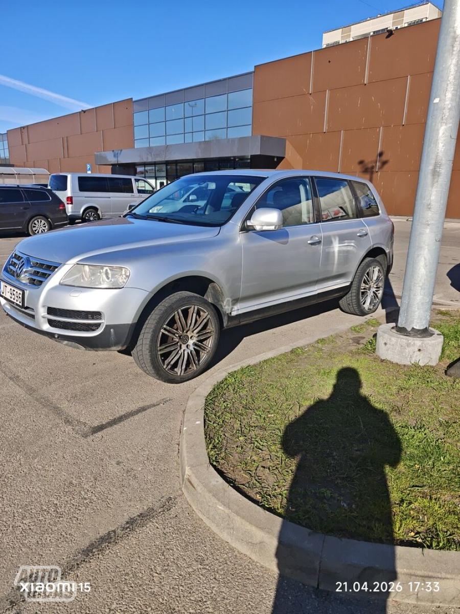 Volkswagen Touareg 2006 in Kaunas, with an engine capacity of 3.00 L and mileage of 357 thousand km for 2950 €, photo 1 on AUTOMOTO.COM.LV