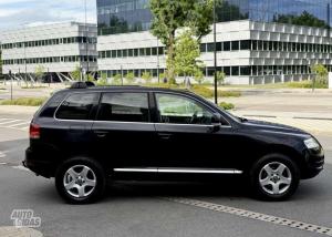 Volkswagen Touareg 2006 Viļņa, ar dzinēja tilpumu 2.50 L un nobraukumu 313 tūkst. km par 1700 €, foto 9 vietnē AUTOMOTO.COM.LV