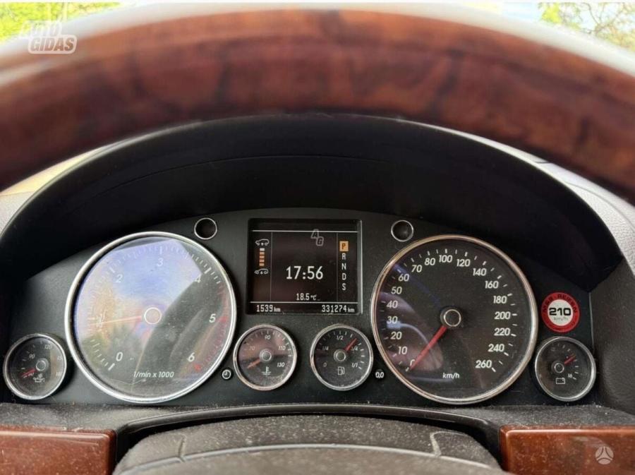 Volkswagen Touareg 2006 in Vilnius, with an engine capacity of 2.90 L and mileage of 312 thousand km for 2500 €, photo 14 on AUTOMOTO.COM.LV