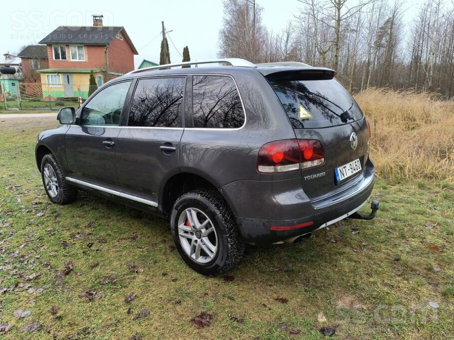 Volkswagen Touareg 2007 in Riga, with an engine capacity of 3.00 L and mileage of 245 thousand km for 5750 €, photo 5 on AUTOMOTO.COM.LV
