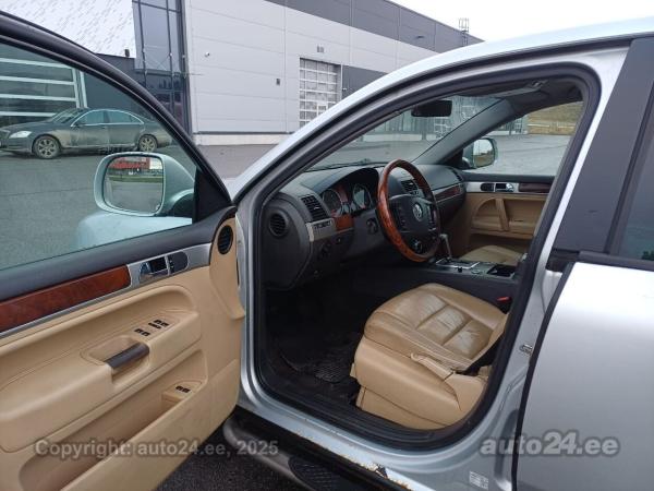 Volkswagen Touareg 2007 Tallina, ar dzinēja tilpumu 2.50 L un nobraukumu 363 tūkst. km par 2300 €, foto 8 vietnē AUTOMOTO.COM.LV