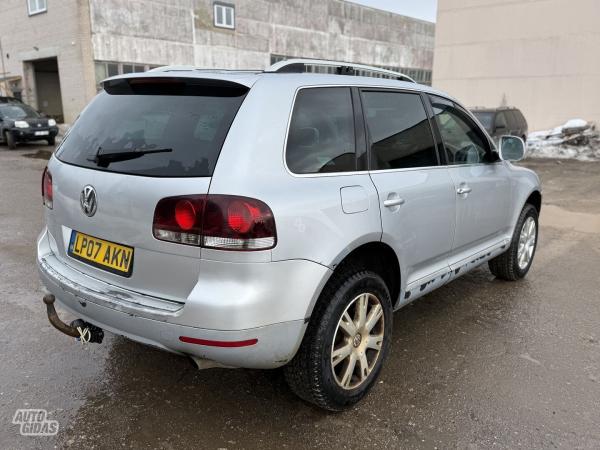Volkswagen Touareg 2007 Anykščiai, ar dzinēja tilpumu 2.50 L un nobraukumu 300 tūkst. km par 1700 €, foto 4 vietnē AUTOMOTO.COM.LV