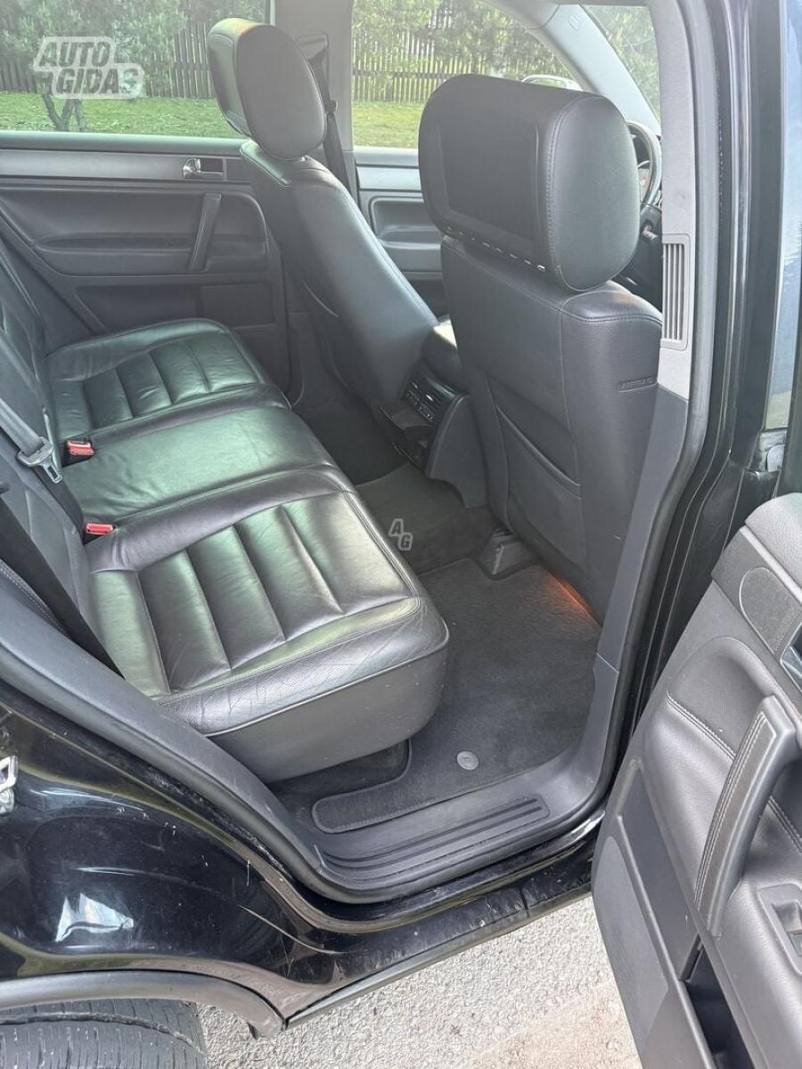 Volkswagen Touareg 2007 in Marijampole, with an engine capacity of 3.00 L and mileage of 410 thousand km for 2900 €, photo 10 on AUTOMOTO.COM.LV
