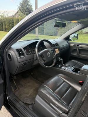 Volkswagen Touareg 2007 in Marijampole, with an engine capacity of 3.00 L and mileage of 410 thousand km for 2900 €, photo 12 on AUTOMOTO.COM.LV