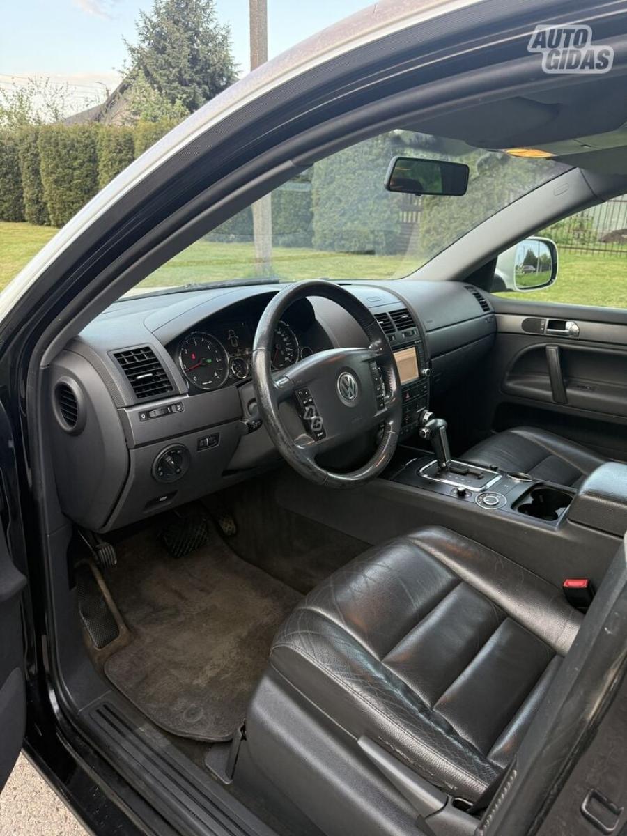 Volkswagen Touareg 2007 in Marijampole, with an engine capacity of 3.00 L and mileage of 410 thousand km for 2900 €, photo 12 on AUTOMOTO.COM.LV
