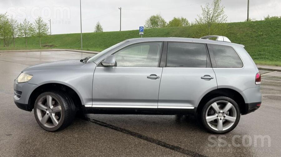 Volkswagen Touareg 2007 in Daugavpils, with an engine capacity of 3.00 L and mileage of 399 thousand km for 5500 €, photo 3 on AUTOMOTO.COM.LV