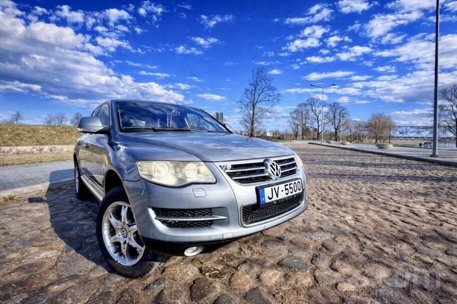 Volkswagen Touareg 2007 in Daugavpils, with an engine capacity of 3.00 L and mileage of 399 thousand km for 5500 €, photo 9 on AUTOMOTO.COM.LV