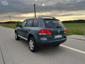 Volkswagen Touareg 2007 in Klaipeda, with an engine capacity of 3.00 L and mileage of 251 thousand km for 2400 €, photo 4 on AUTOMOTO.COM.LV
