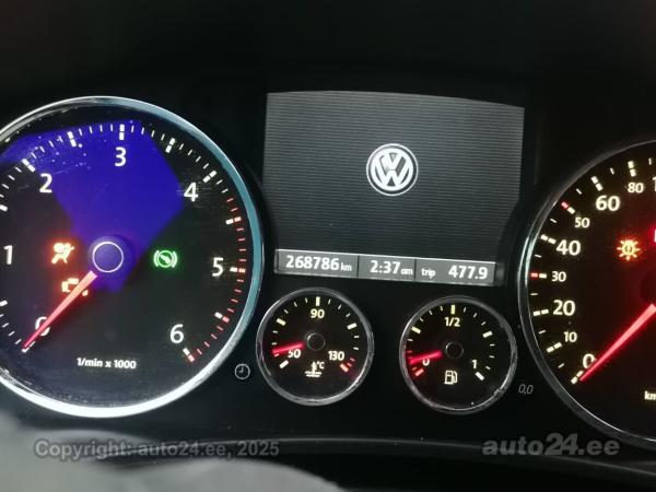 Volkswagen Touareg 2008 Tallina, ar dzinēja tilpumu 2.50 L un nobraukumu 269 tūkst. km par 6500 €, foto 4 vietnē AUTOMOTO.COM.LV