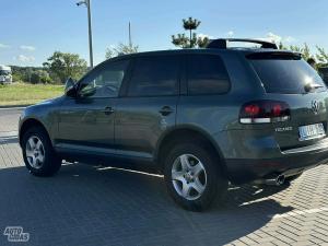 Volkswagen Touareg 2008 Kauņa, ar dzinēja tilpumu 2.50 L un nobraukumu 300 tūkst. km par 2650 €, foto 3 vietnē AUTOMOTO.COM.LV