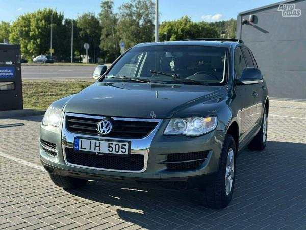 Volkswagen Touareg 2008 Kauņa, ar dzinēja tilpumu 2.50 L un nobraukumu 300 tūkst. km par 2600 €, foto 2 vietnē AUTOMOTO.COM.LV