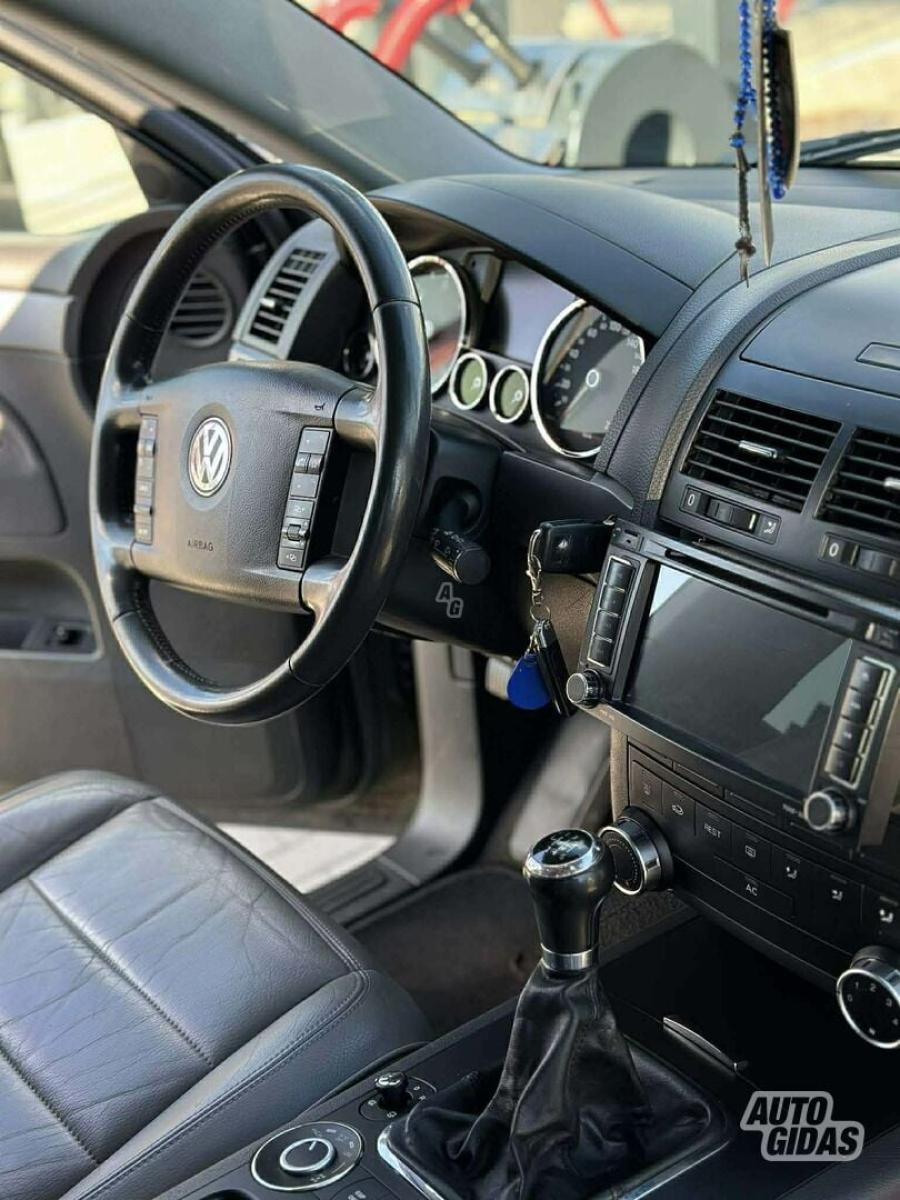 Volkswagen Touareg 2008 Kauņa, ar dzinēja tilpumu 2.50 L un nobraukumu 300 tūkst. km par 2600 €, foto 8 vietnē AUTOMOTO.COM.LV