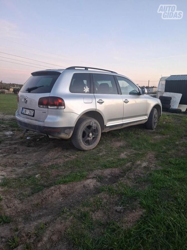 Фольксваген Туарег 2008 в Шяуляй, объемом двигателя 2.50 л и пробегом 345 тыс. км за 1800 €, фото 4 на AUTOMOTO.COM.LV