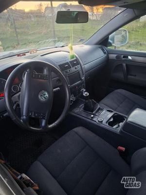 Volkswagen Touareg 2008 in Siauliai, with an engine capacity of 2.50 L and mileage of 345 thousand km for 1800 €, photo 6 on AUTOMOTO.COM.LV