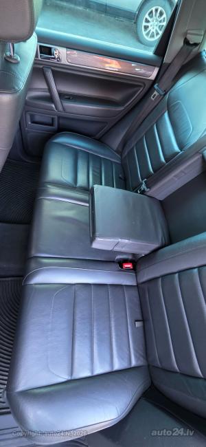 Volkswagen Touareg 2008 Tallina, ar dzinēja tilpumu 3.00 L un nobraukumu 284 tūkst. km par 9960 €, foto 12 vietnē AUTOMOTO.COM.LV