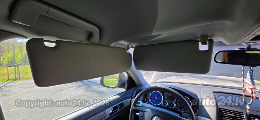 Volkswagen Touareg 2008 Tallina, ar dzinēja tilpumu 3.00 L un nobraukumu 284 tūkst. km par 9960 €, foto 20 vietnē AUTOMOTO.COM.LV