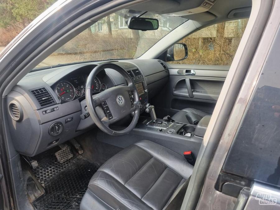 Volkswagen Touareg 2008 Kauņa, ar dzinēja tilpumu 3.00 L un nobraukumu 358 tūkst. km par 3999 €, foto 6 vietnē AUTOMOTO.COM.LV