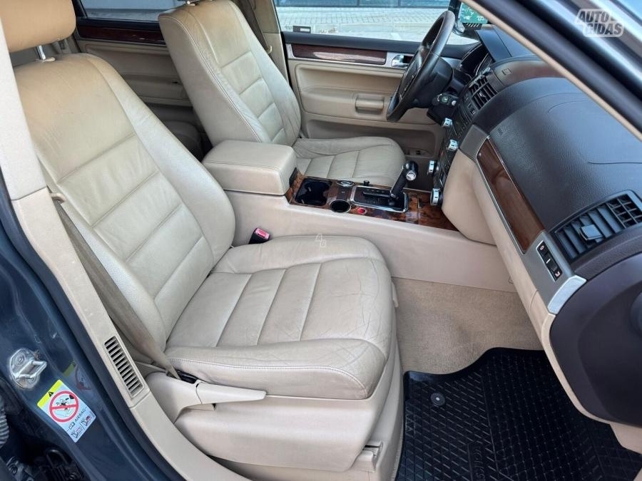 Volkswagen Touareg 2008 Kauņa, ar dzinēja tilpumu 3.00 L un nobraukumu 0 tūkst. km par 2550 €, foto 16 vietnē AUTOMOTO.COM.LV