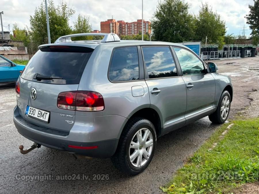 Volkswagen Touareg 2008 in Narva, with an engine capacity of 3.00 L and mileage of 280 thousand km for 2500 €, photo 7 on AUTOMOTO.COM.LV