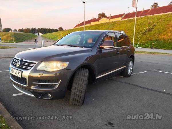 Volkswagen Touareg 2009 Tallina, ar dzinēja tilpumu 3.00 L un nobraukumu 0 tūkst. km par 5500 €, foto 5 vietnē AUTOMOTO.COM.LV
