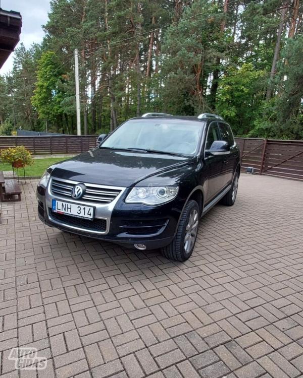 Volkswagen Touareg 2009 in Vilnius, with an engine capacity of 3.00 L and mileage of 360 thousand km for 4100 €, photo 4 on AUTOMOTO.COM.LV