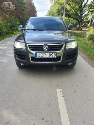 Volkswagen Touareg 2009 Šauļi, ar dzinēja tilpumu 2.50 L un nobraukumu 305 tūkst. km par 2600 €, foto  vietnē AUTOMOTO.COM.LV